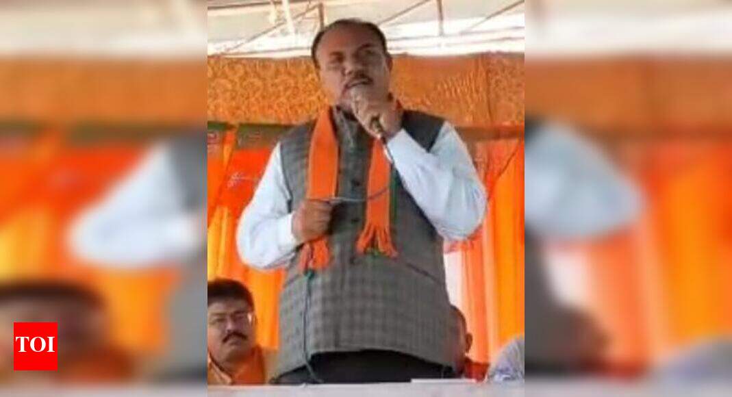 BJP councillor accuses carpenter of cheating with poor quality ...