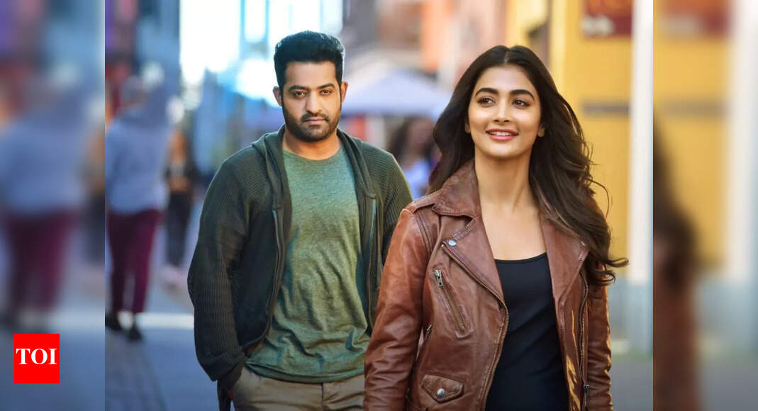Fans celebrate 3 years of 'Aravindha Sametha Veera Raghava'; recall Jr ...