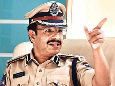 Sajjanar appears before SC panel, quizzed on weapons, press meet ...