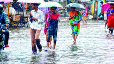 Kerala Rains: Heavy rainfall in Kerala claims lives of 2 children ...