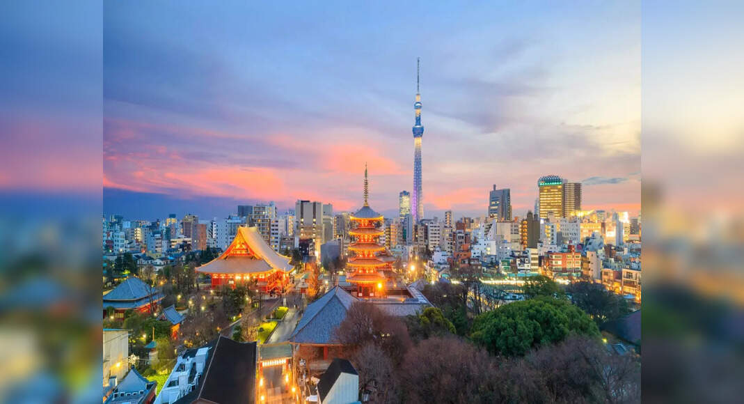 Cities globally renowned for their impressive skylines | Times of India ...