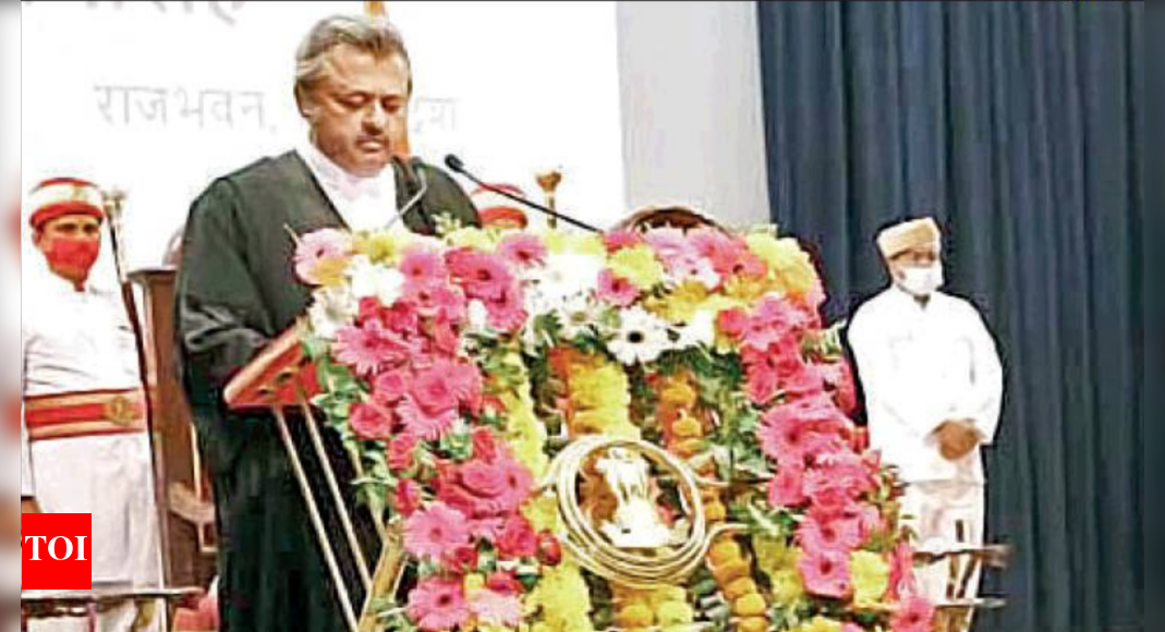 Justice Ravi Vijaykumar Malimath takes oath as CJ of Madhya Pradesh ...