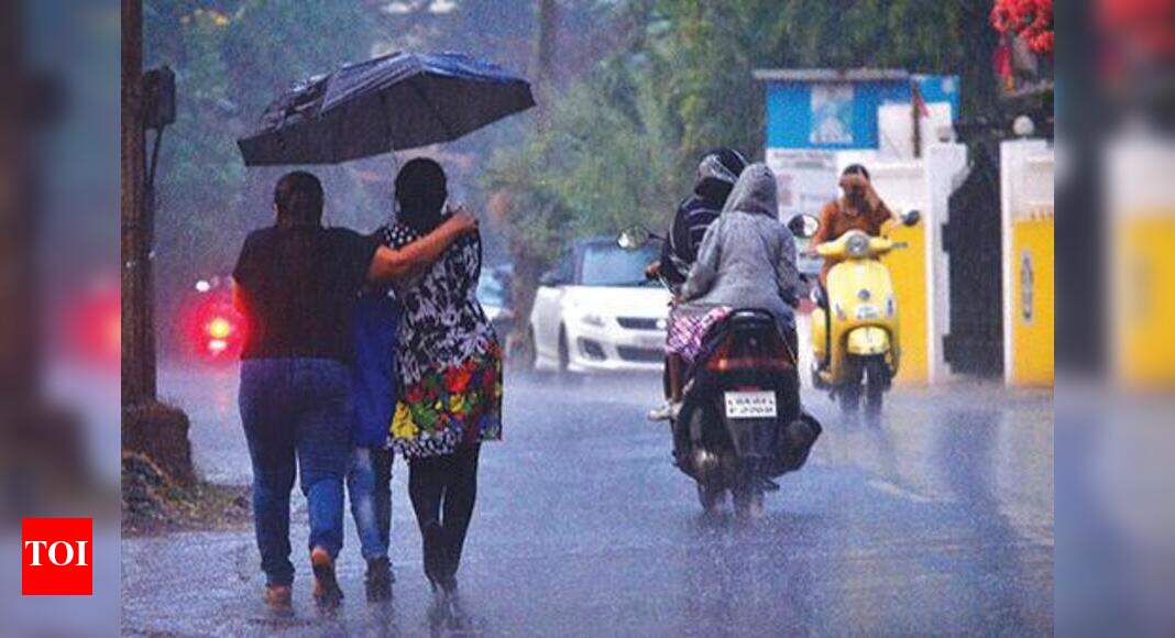 Goa sees short rain spells with thunder | Goa News - Times of India