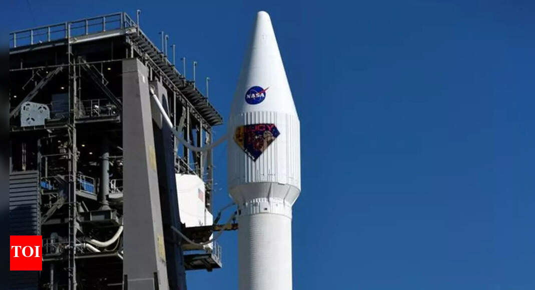 Lucy: NASA launches Lucy probe to explore Jupiter asteroids - Times of ...