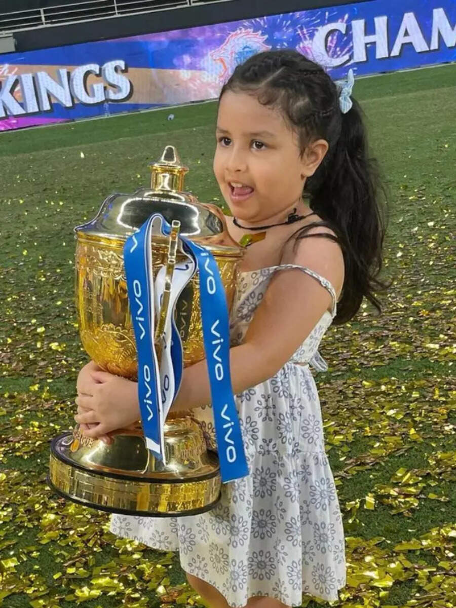 Ziva Dhoni is the littlest fashionista ever | Times of India
