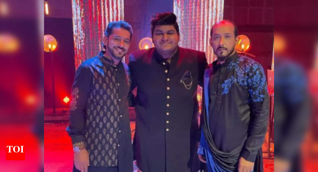 Aamir Mir: I am glad to get this opportunity to lend my voice to this ...