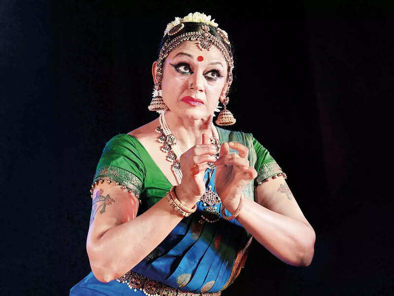 Shobana enthralls city folk with a magical performance | Events Movie ...