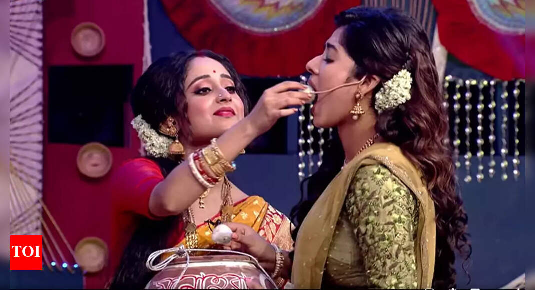 Ishaa Saha and Ditipriya Roy hosted ‘Bijoya Boithak’ to rekindle the ...