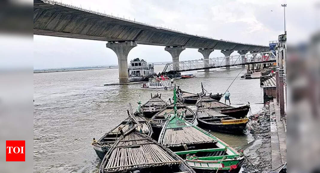 Patna: Cleaning of ghats for Chhath begins | Patna News - Times of India