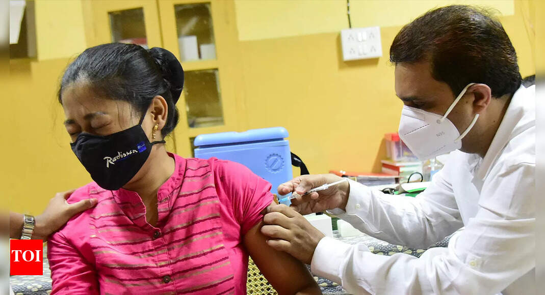 What India's 100 crore vaccinations milestone does not tell you | India ...