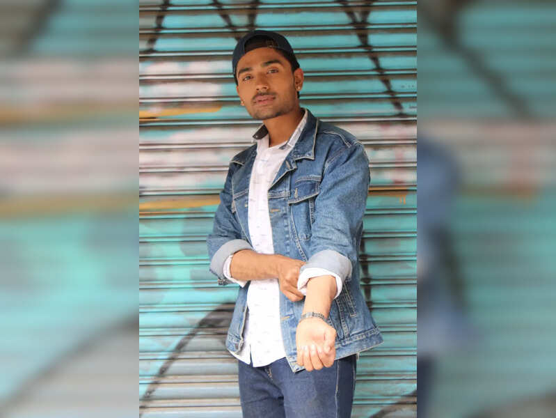 amogh: Filmmaker KV Raju’s son Amogh gears up for a debut | Kannada ...