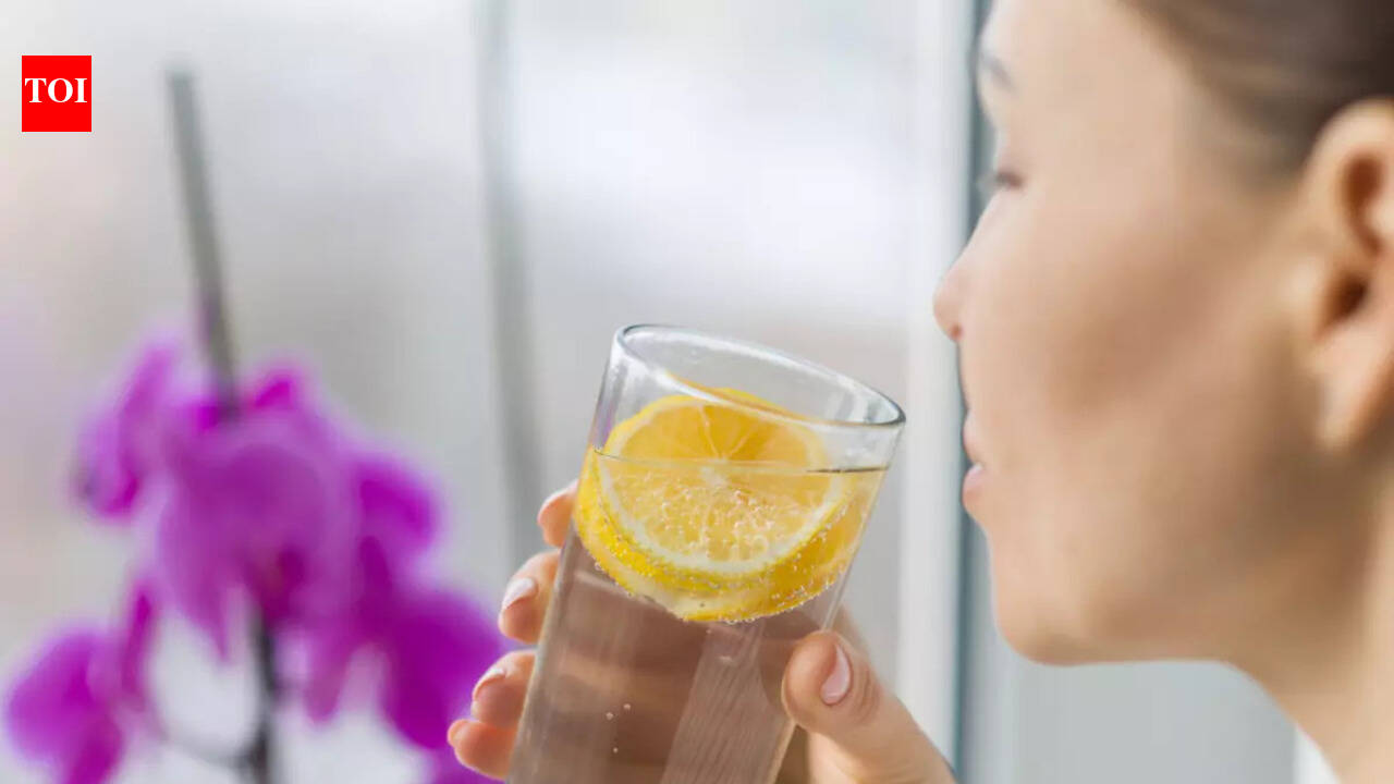 Boiled lemon water: Benefits of drinking it and ways to make it