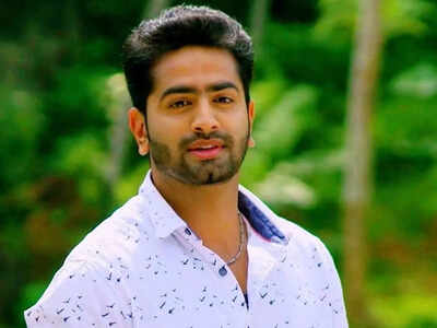 Did you know Ammayariyathe's Nikhil Nair plays Pratheesh's role in Kudumbavilakku's Telugu ...