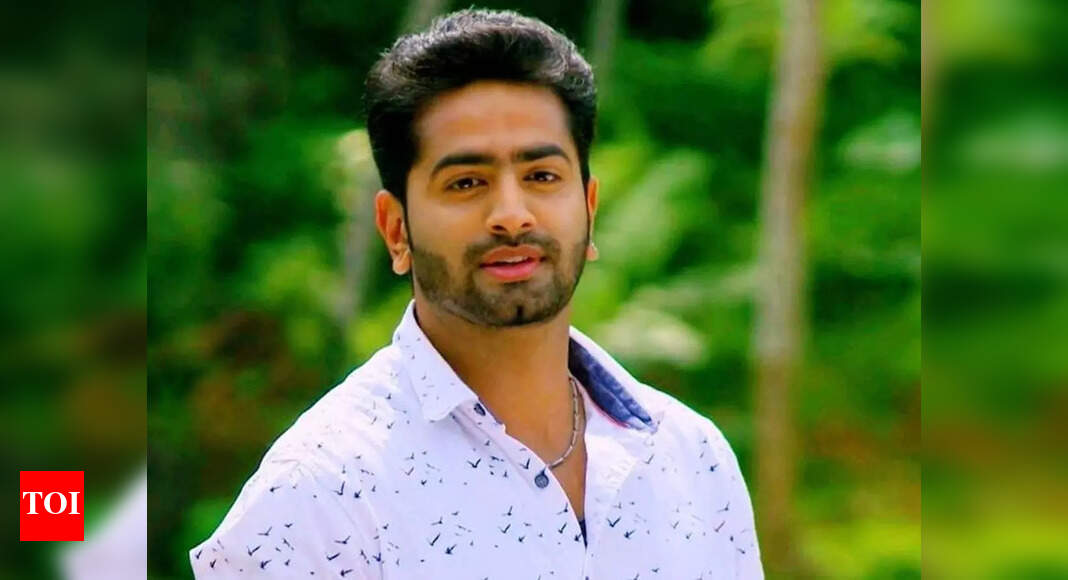 Did you know Ammayariyathe's Nikhil Nair plays Pratheesh's role in Kudumbavilakku's Telugu ...