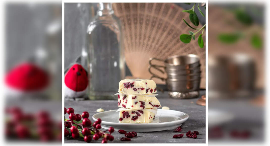 Berry Burfi Recipe: How To Make Berry Burfi At Home | Homemade Berry ...