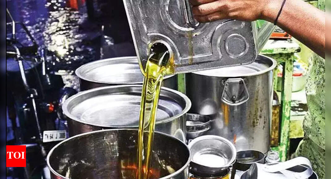 Red gram & oil prices give heartburn to households in Hyderabad ...