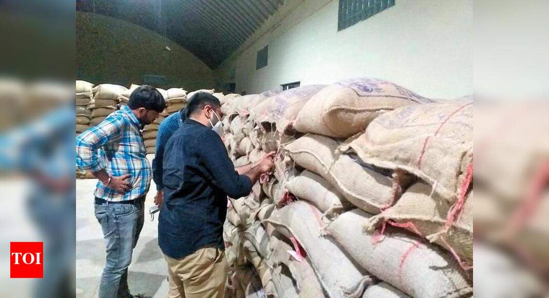 15 tonnes of PDS rice seized from village in Jamnagar | Rajkot News ...