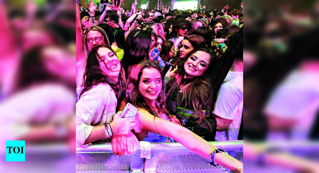 Women boycott UK nightclubs over 'spiking' concerns - Times of India