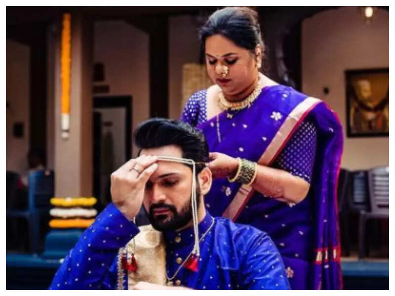 Siddharth Chandekar wishes his sister Sumedha on her birthday with an ...