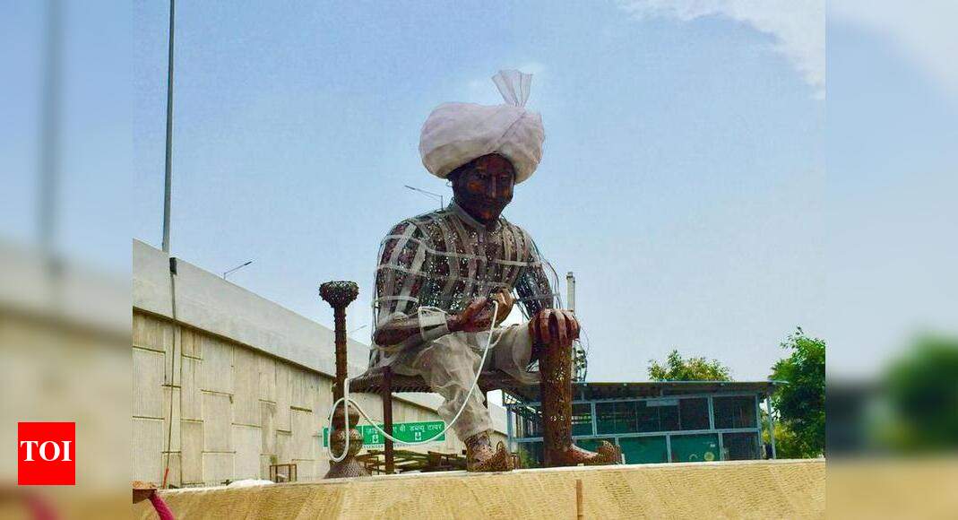 2 artworks installed as part of Gurgaon beautification drive | Gurgaon ...