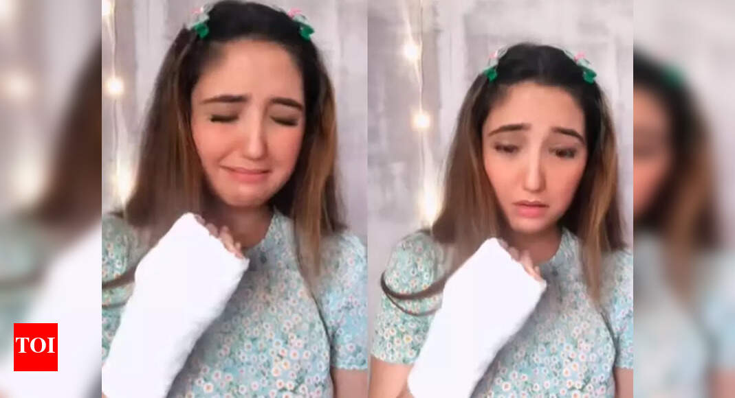 Ashnoor Kaur injures her hand during Diwali cleaning; friends Rohan ...