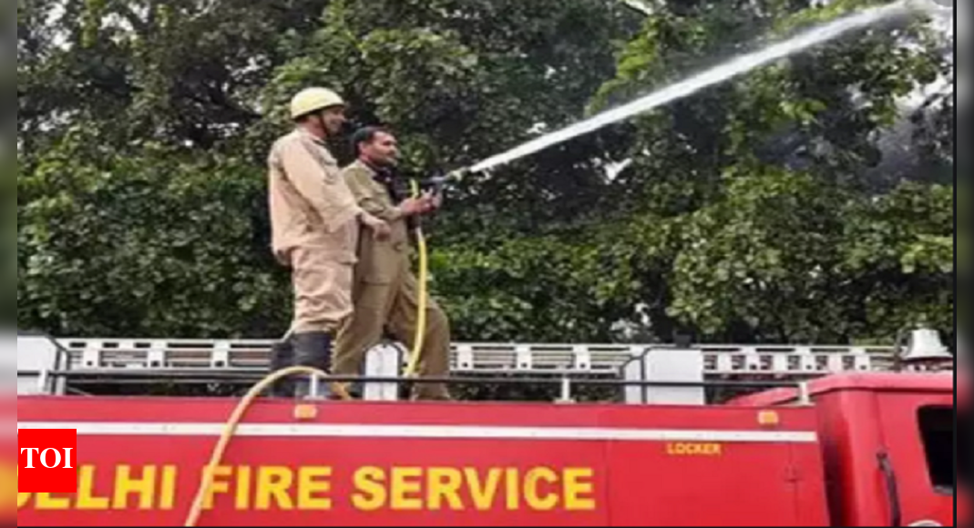 Lpg: Fire at LPG outlet in Delhi, 7 injured | Delhi News - Times of India