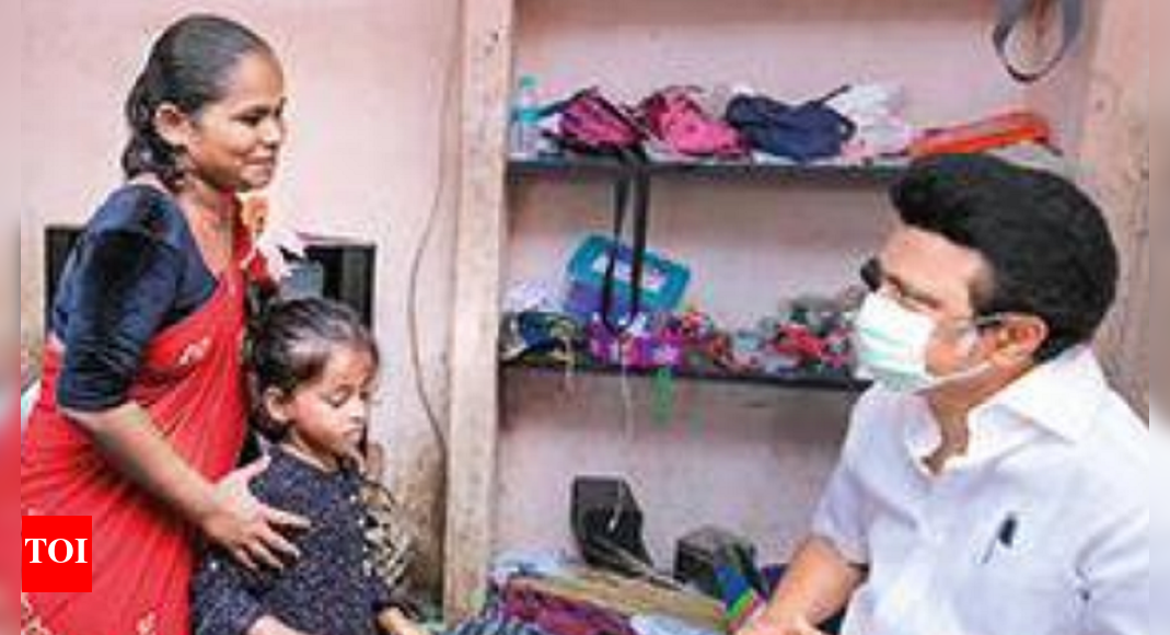 CM Stalin celebrates Diwali with Narikurava, Irula communities ...