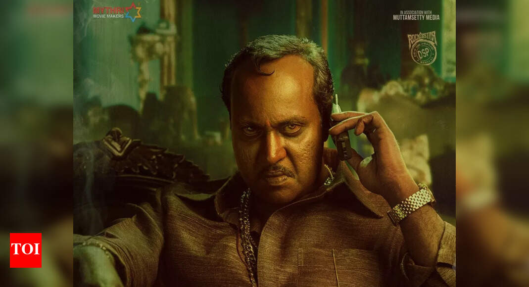 Sunil as ‘Mangalam Srinu’ looks intense in Allu Arjun’s ‘Pushpa ...