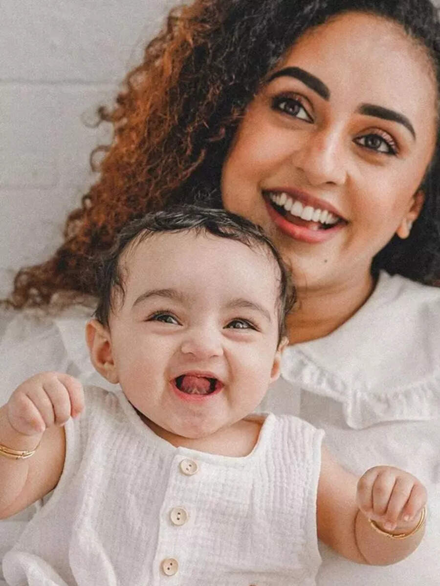 10 cute pictures of Nila Srinish fans cannot afford to miss | Times of ...