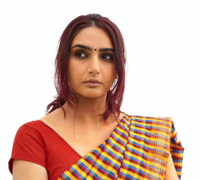 Ragini goes de-glam look in her next | Kannada Movie News - Times of India