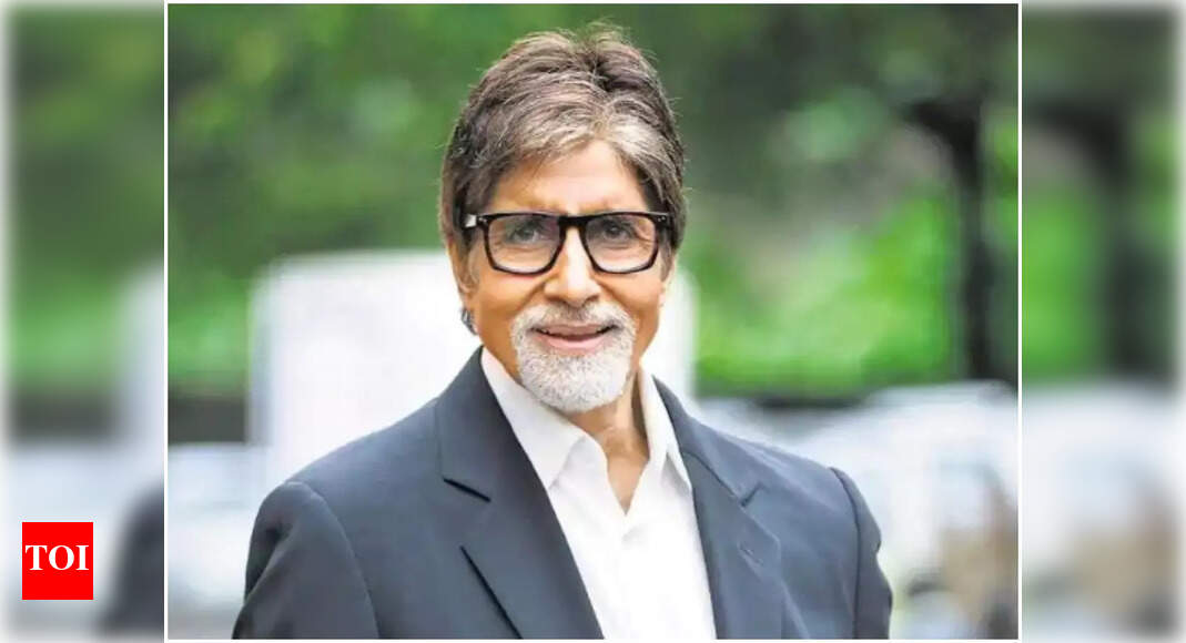 Amitabh Bachchan’s adds a quirky twist to reveal a 'Show Business ...