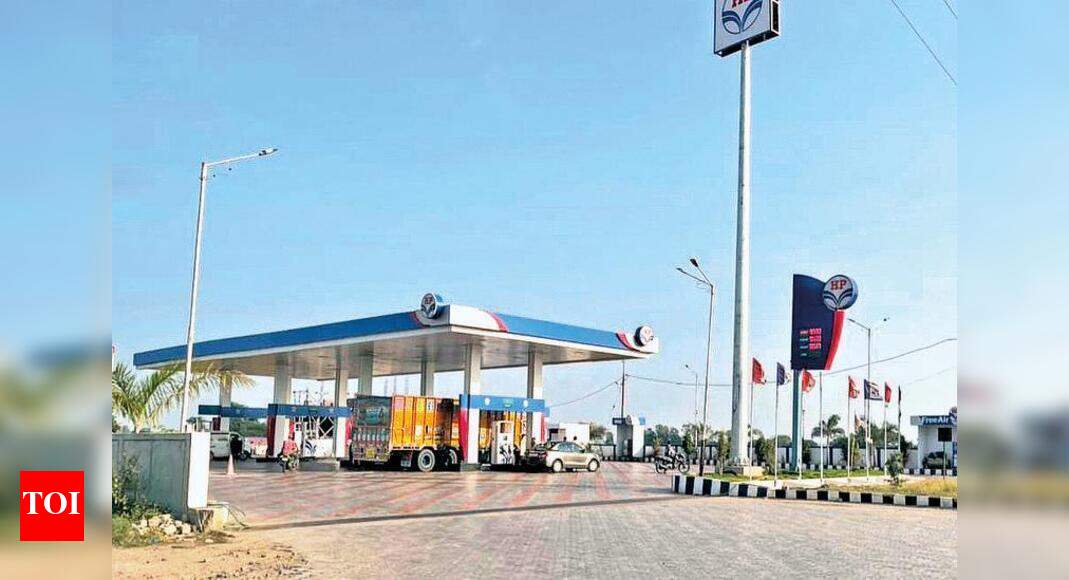 Price difference lures MP, Raj vehicles to fill fuel in Gujarat ...