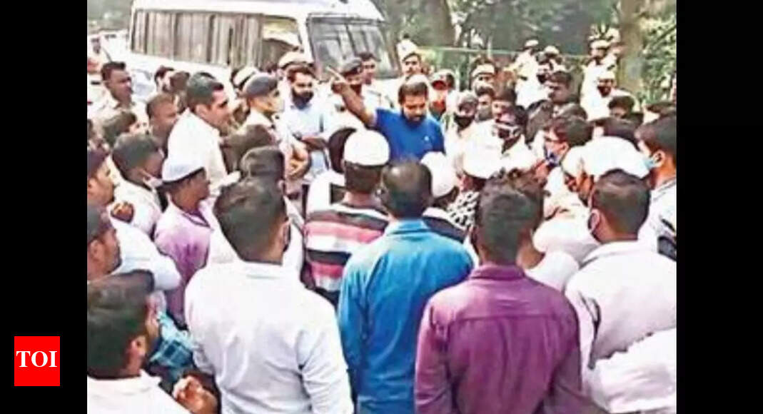 Gurugram: Namaz sites come down by nearly 50%, but protests continue ...