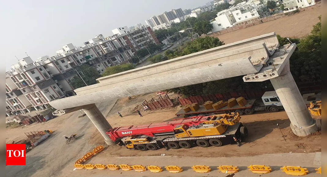 Gujarat: First U-girder for Ahmedabad-Gandhinagar metro line launched ...