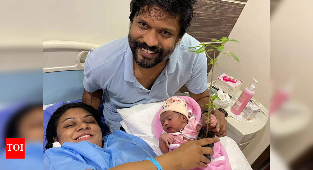 Actor Soundararaja blessed with baby girl | Tamil Movie News - Times of ...