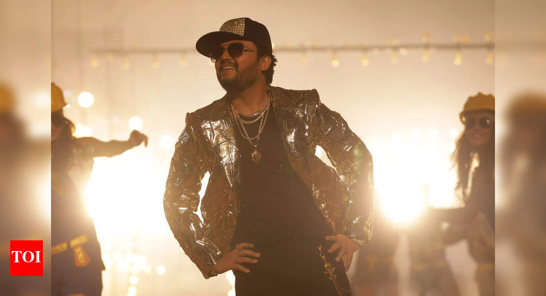 Sakath title track invites audiences to head to the theatres, says Suni ...