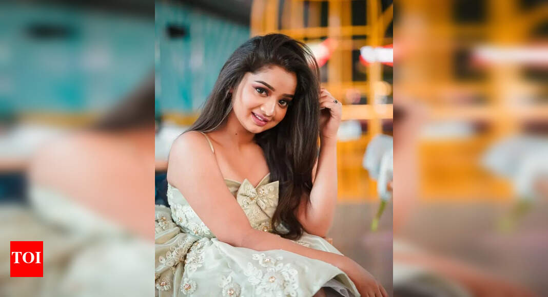 Priya Achar expands her horizon, acts in Telugu soap - Times of India