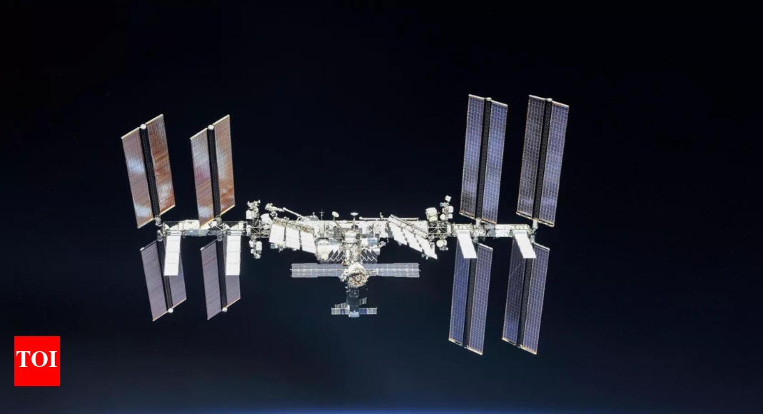 Space debris 'event' forces ISS crew to take evasive action - Times of ...