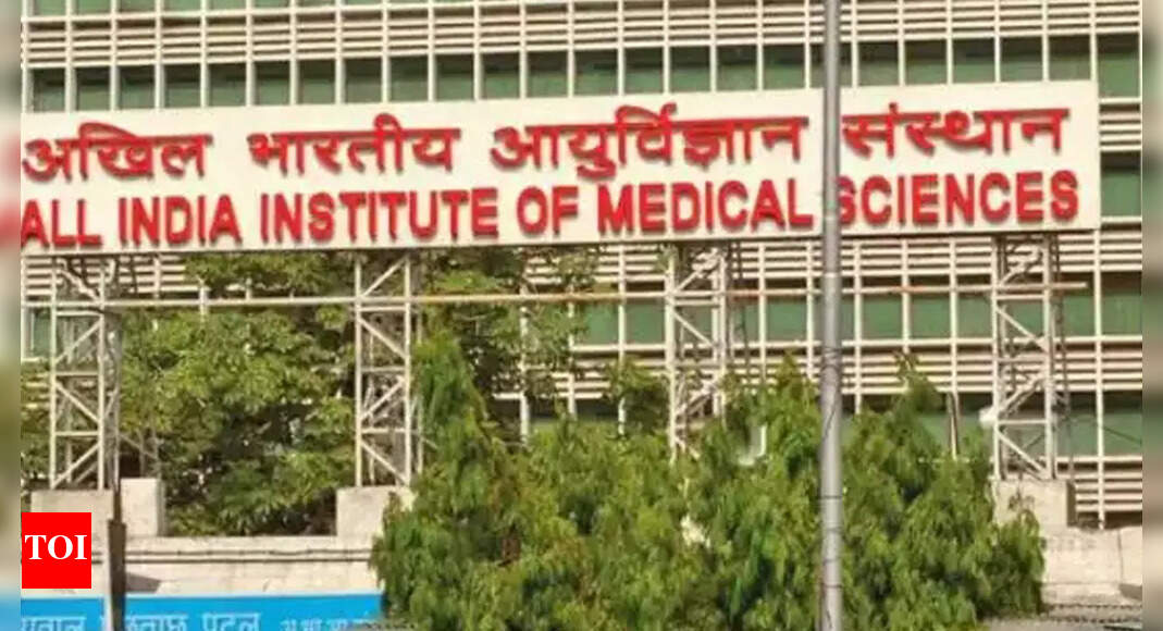 AIIMS Delhi to open its surgery block from November-end | Delhi News ...