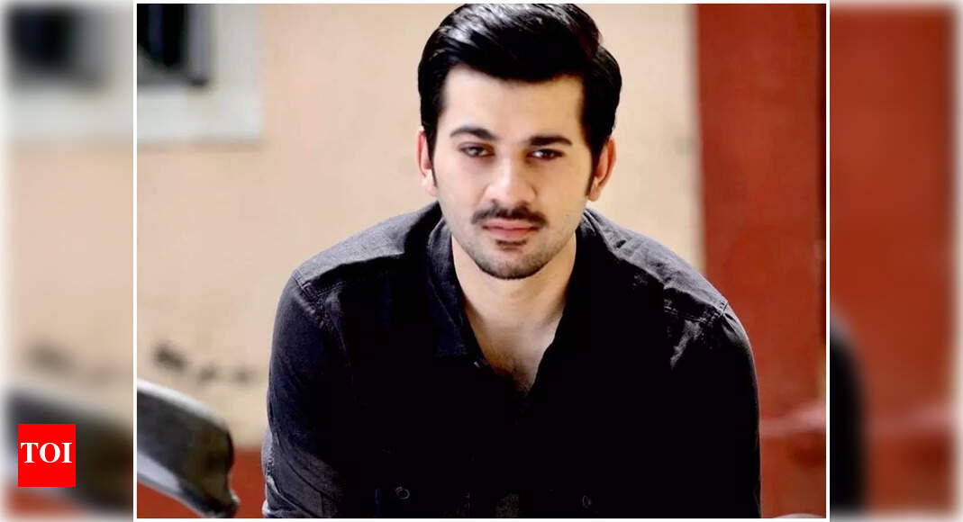Dharmendra sends love and wishes to grandson Karan Deol for 'Velle ...