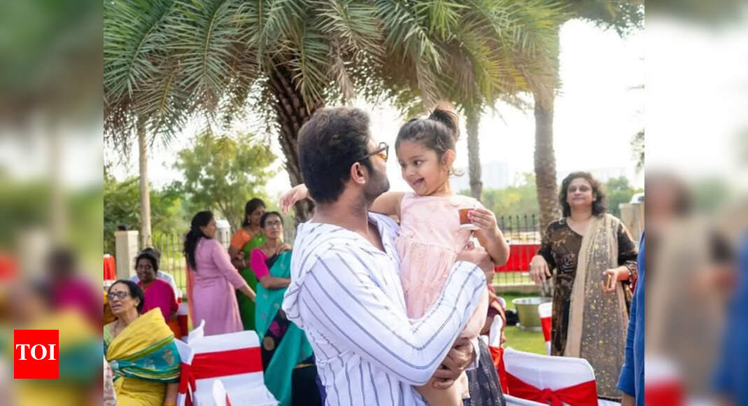 Prabhas: These RARE throwback pictures of Prabhas prove his love for ...