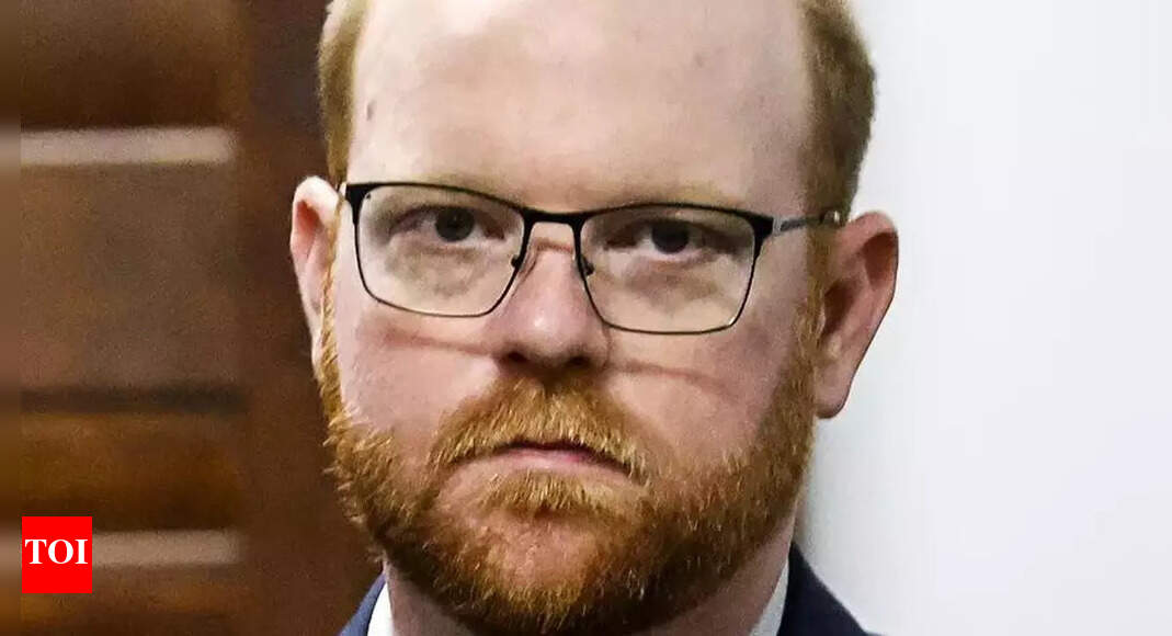 Arbery: Ahmaud Arbery murder trial: Killer testifies the Black man ...