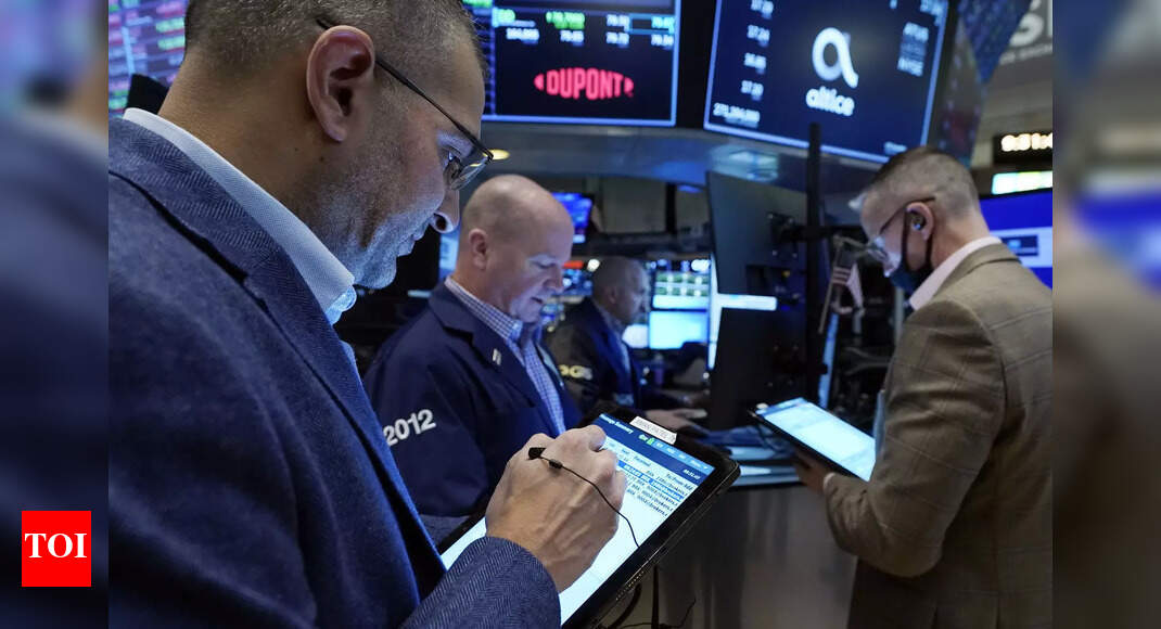 US stock: Nasdaq ends atop 16,000 mark for the first time on tech ...