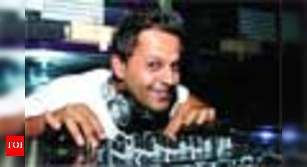 DJ Rackish rocked behind the console dance the night away in Pune ...