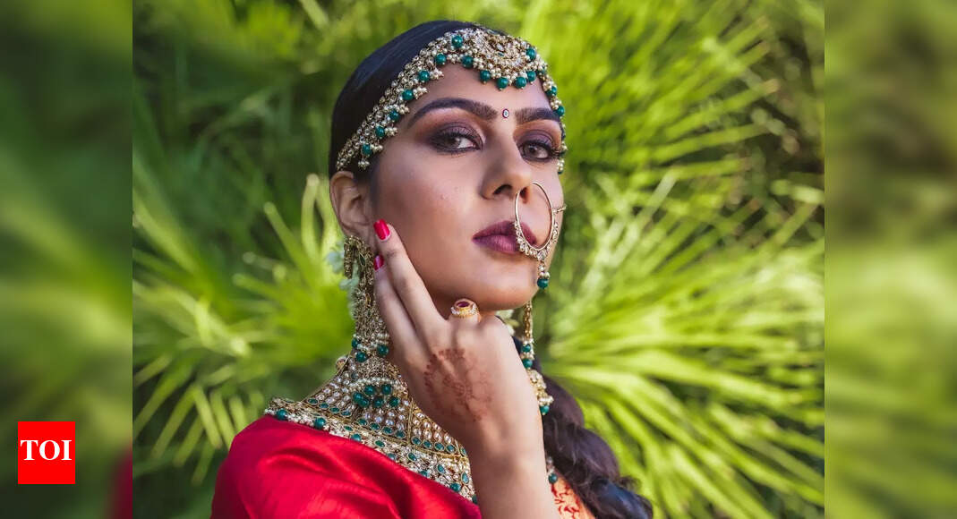 Sandhya Chari pays homage to her Tamil roots | Tamil Movie News - Times ...