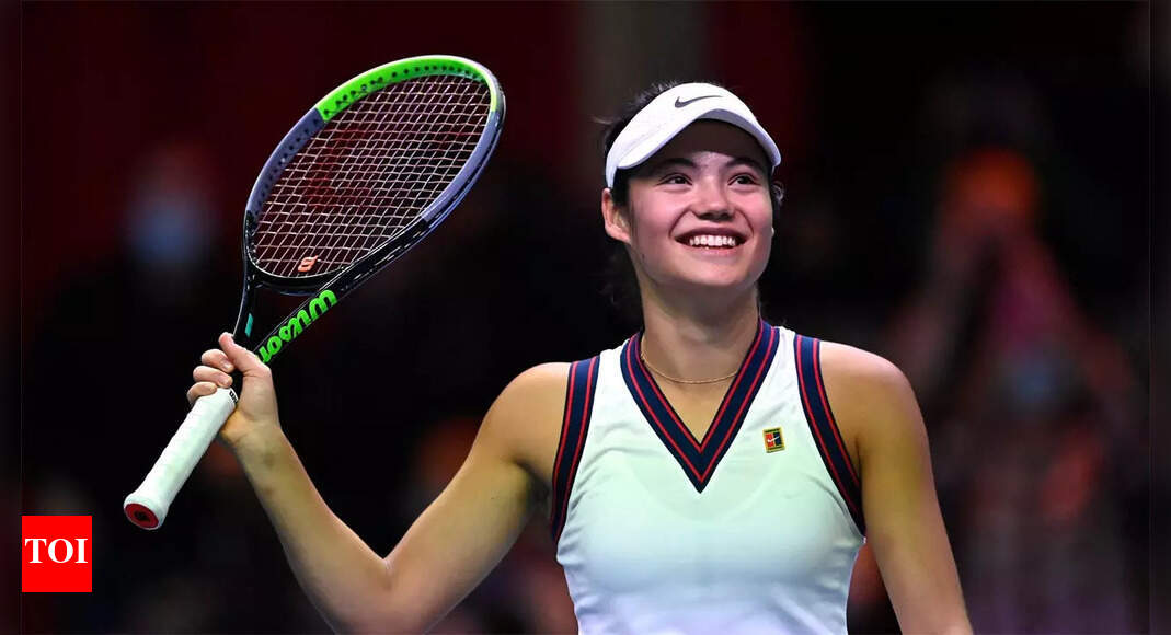 Raducanu dazzles crowd in Royal Albert Hall homecoming | Tennis News ...