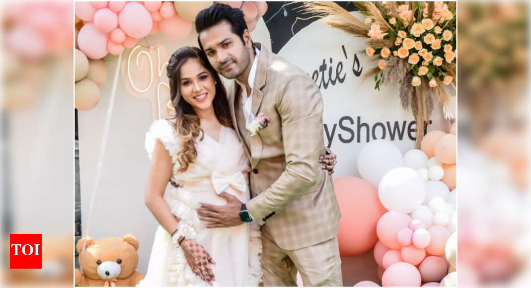 Mrunal Jain’s special gift for his wife Sweetie at her baby shower ...