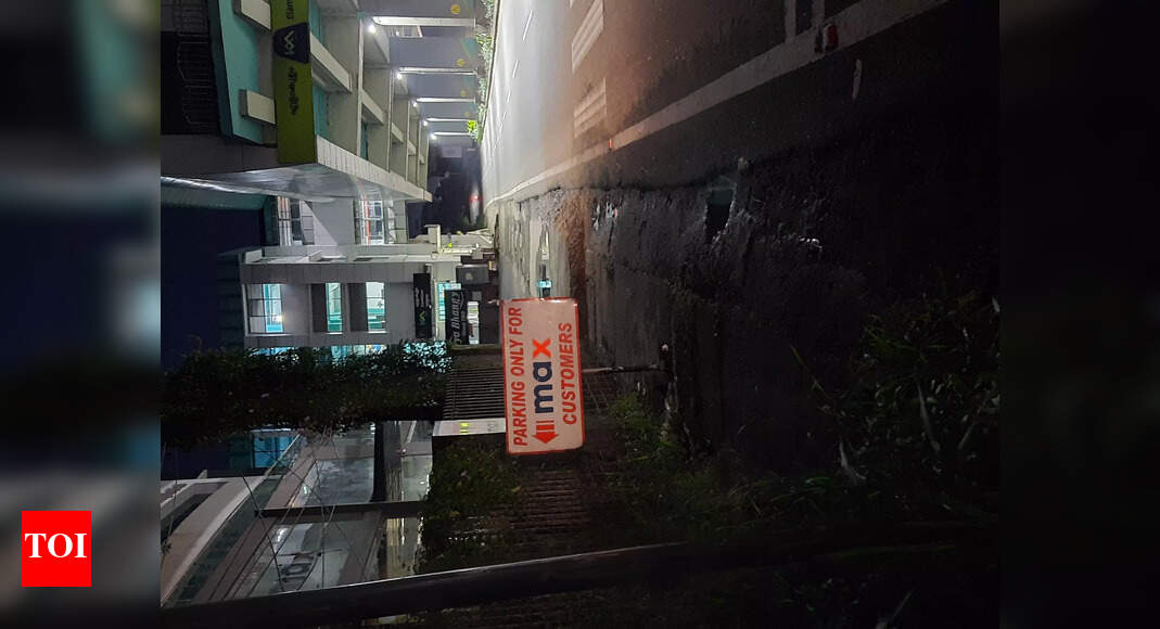 Blocking walkway - Times of India