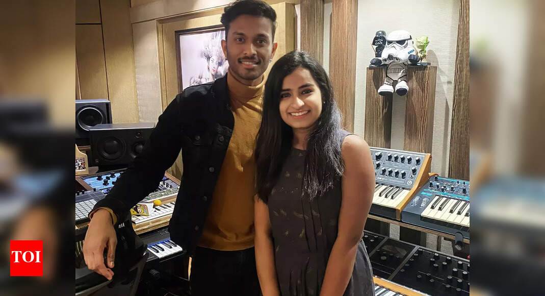 Sivaangi teams up with Asuran actor Teejay Arunasalam | Tamil Movie ...