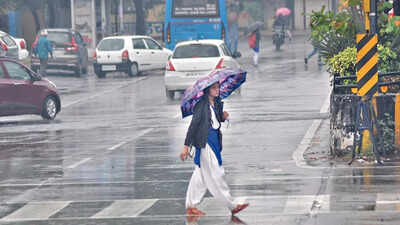 First in 70 years, Indore's day temperature drops 13 below normal ...